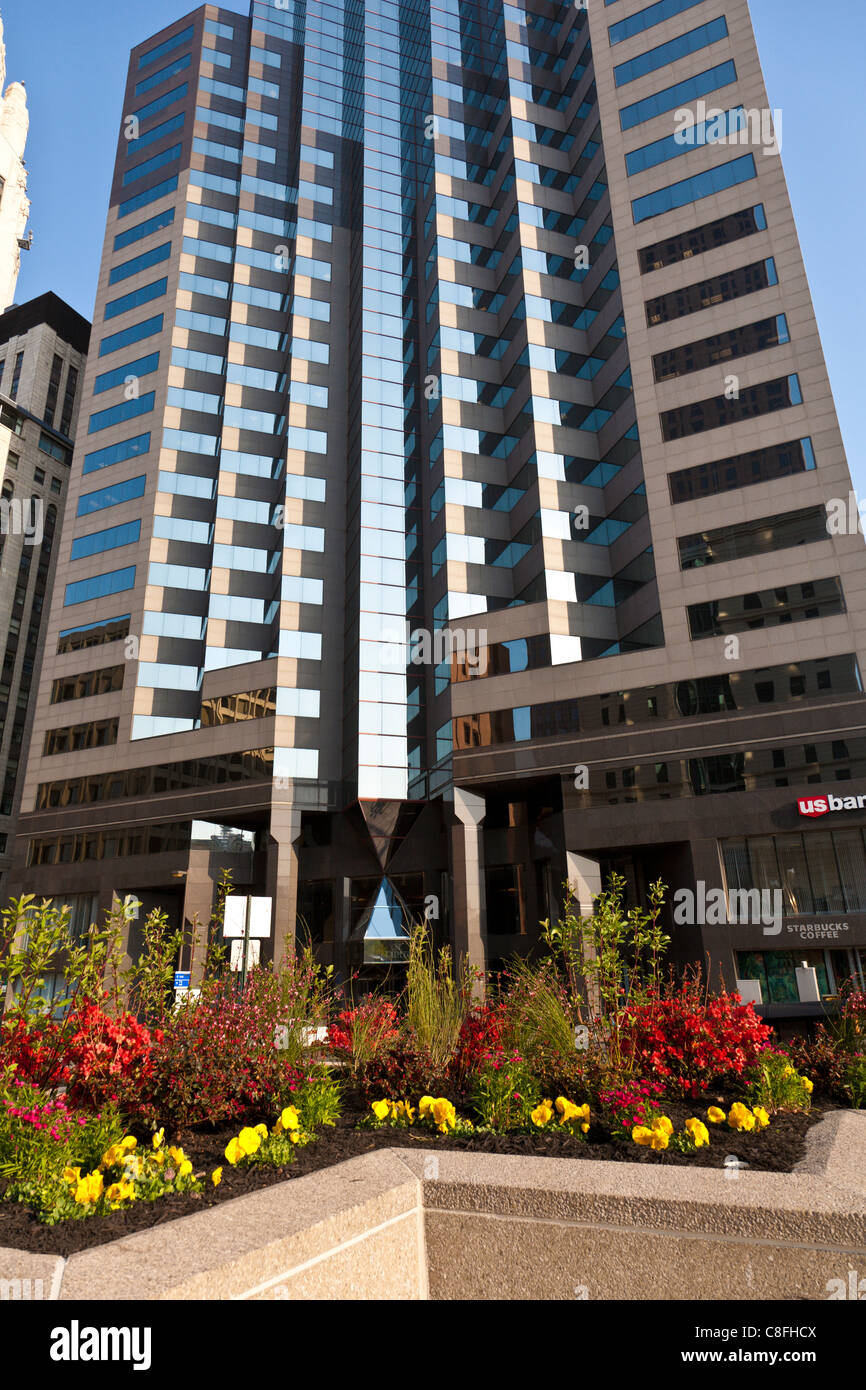 Columbus center hi-res stock photography and images - Alamy