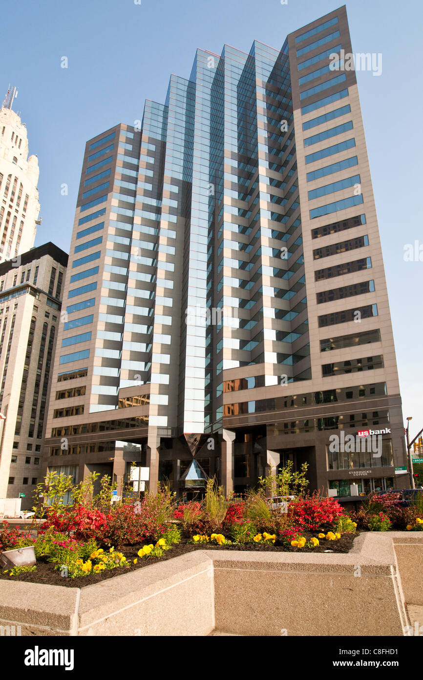 Columbus center hi-res stock photography and images - Alamy