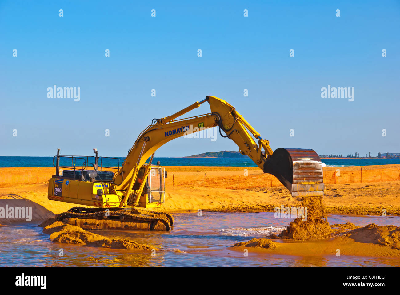 Hydraulic excavator dredging hi-res stock photography and images - Alamy