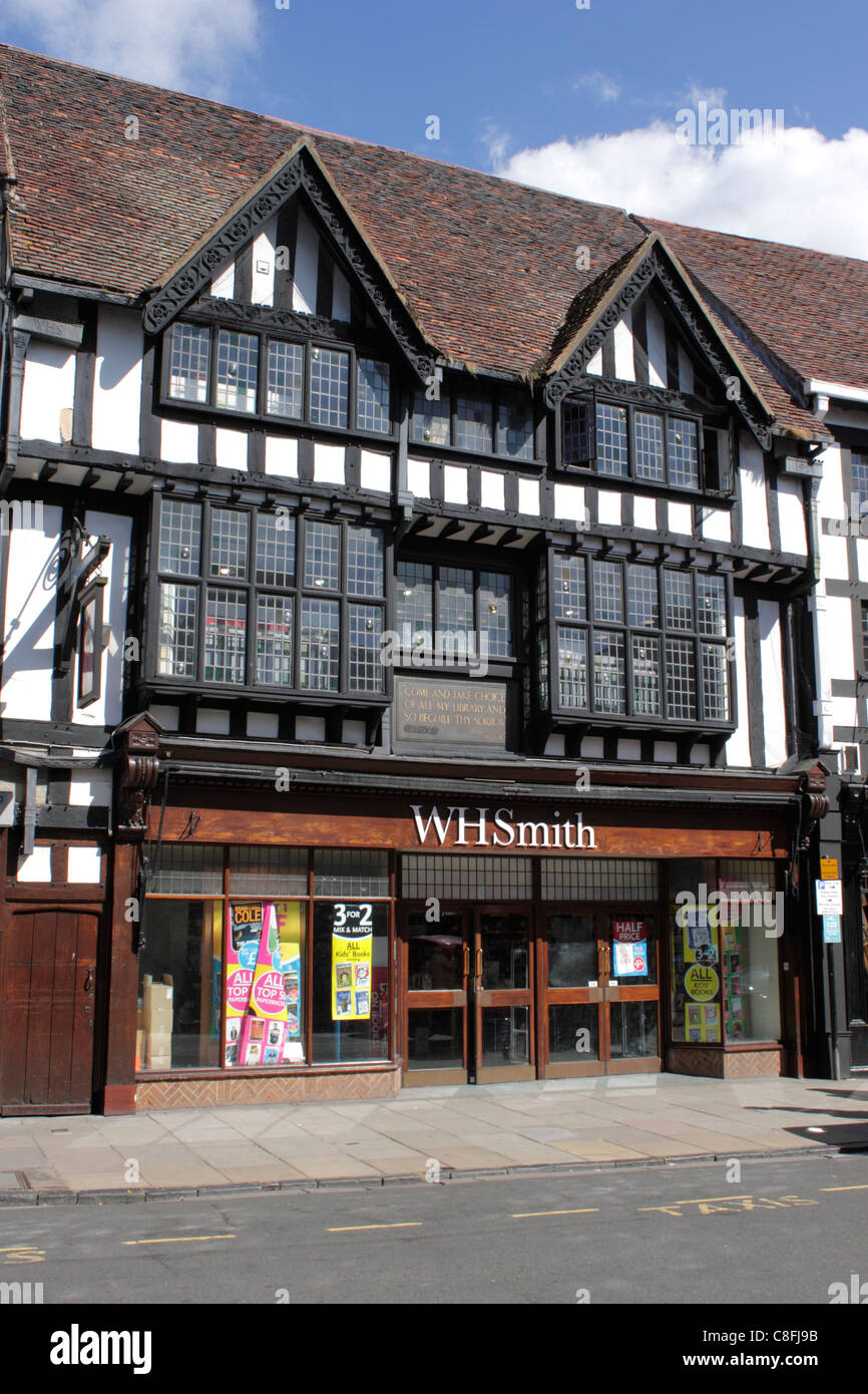 Stratford upon avon high street hi-res stock photography and images - Alamy