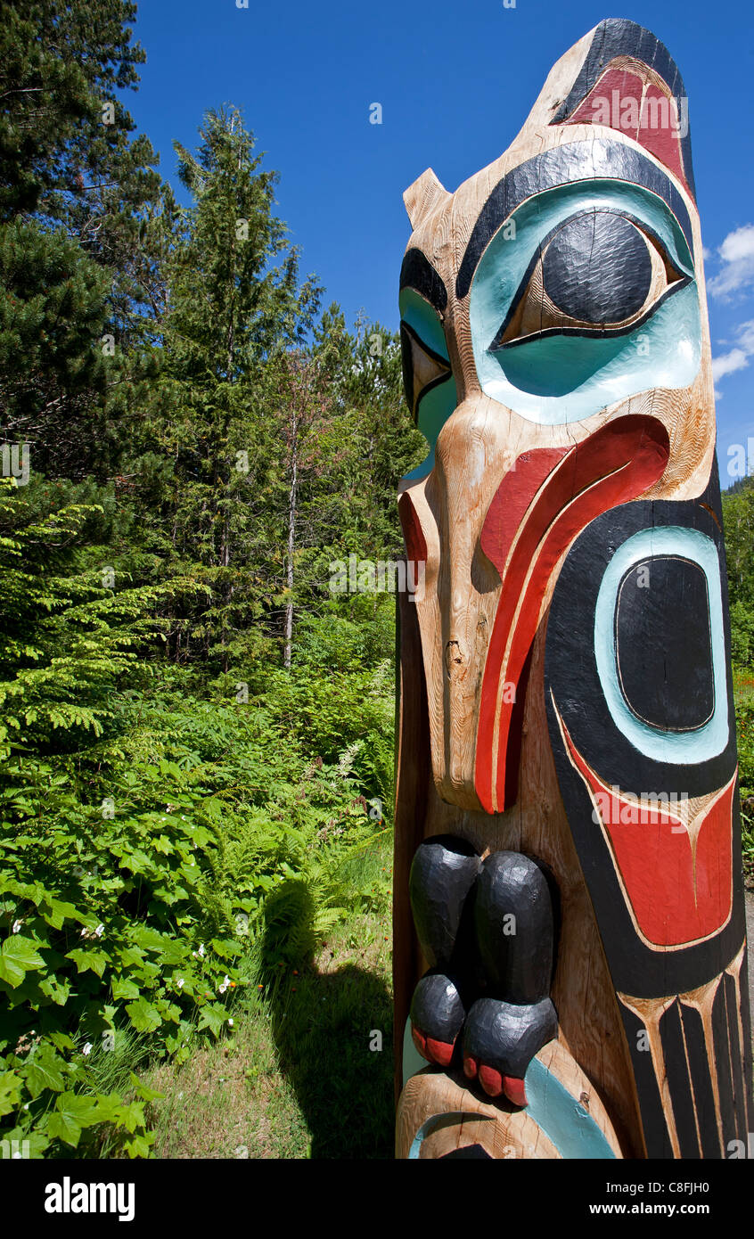 Totem pole. Saxman Totem Park. Ketchikan. Alaska. USA Stock Photo - Alamy
