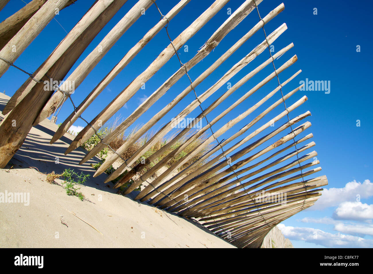 Idyllic beach against blue sky hi-res stock photography and images - Alamy