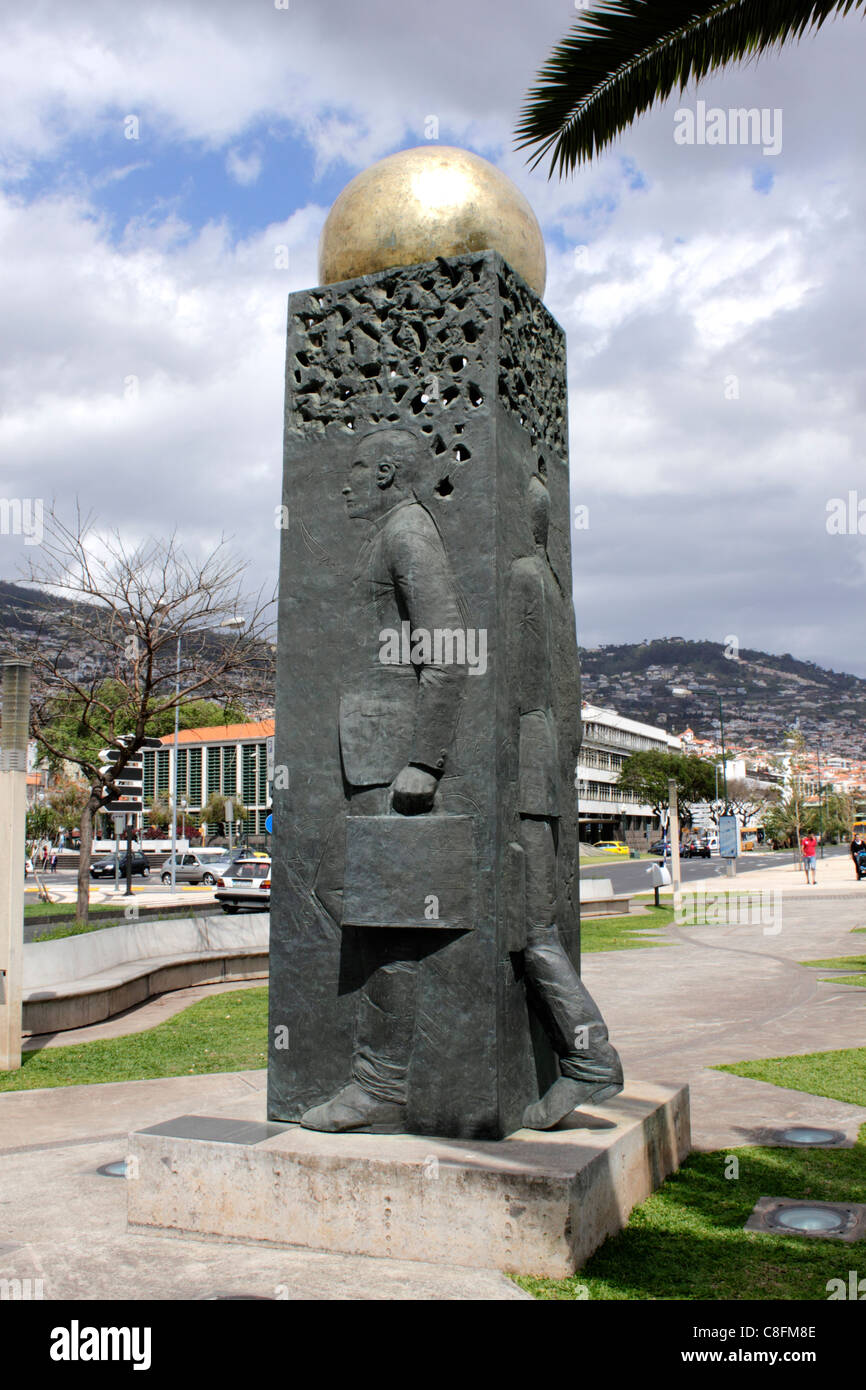 Statue at seafront promenade Funchal Madeira Stock Photo - Alamy