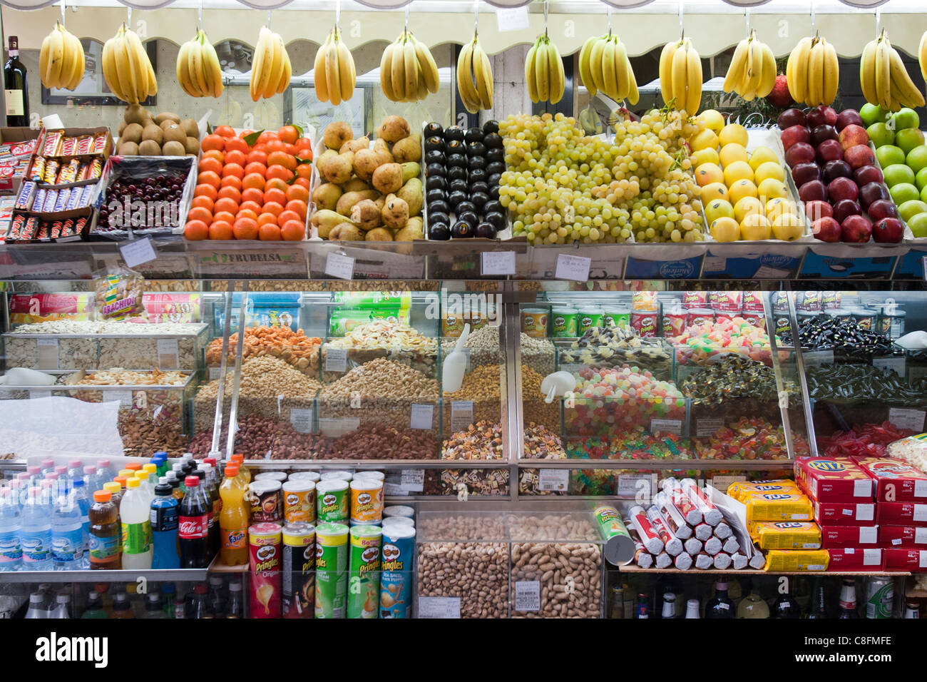 French fries stall hi-res stock photography and images - Alamy