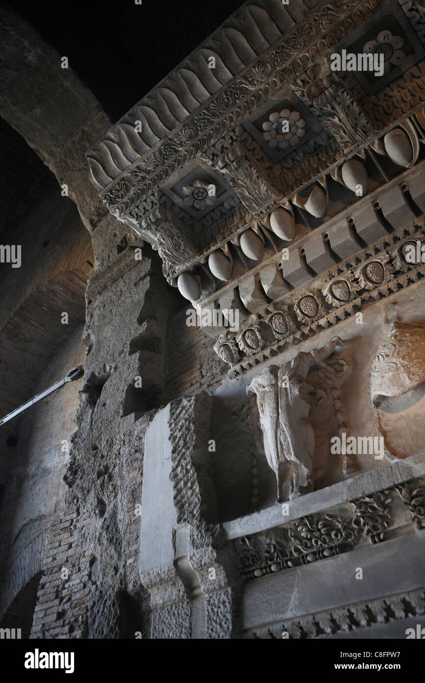 Ancient roman ceiling hi-res stock photography and images - Alamy