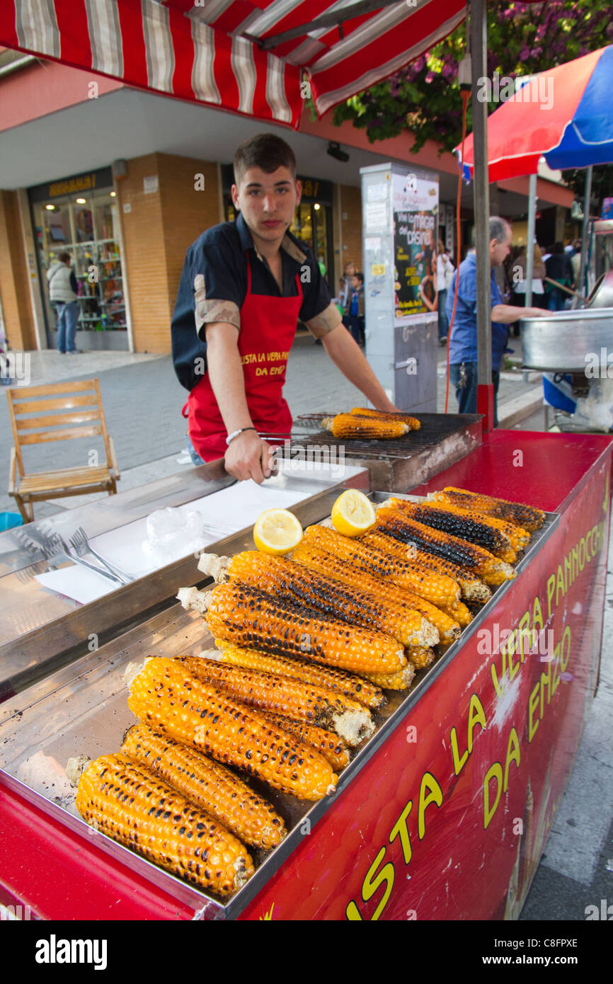 Roasted corn on cob hi-res stock photography and images - Alamy