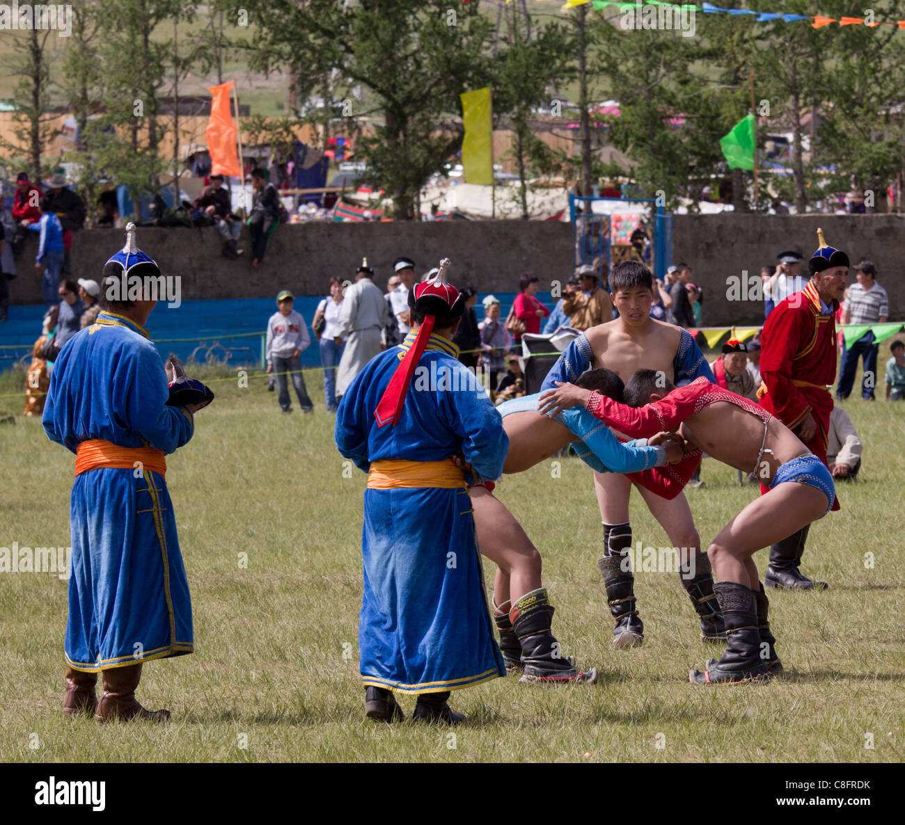 Wrestlers perform at the Tsetserleg Naadam Festival in Mongolia Stock ...