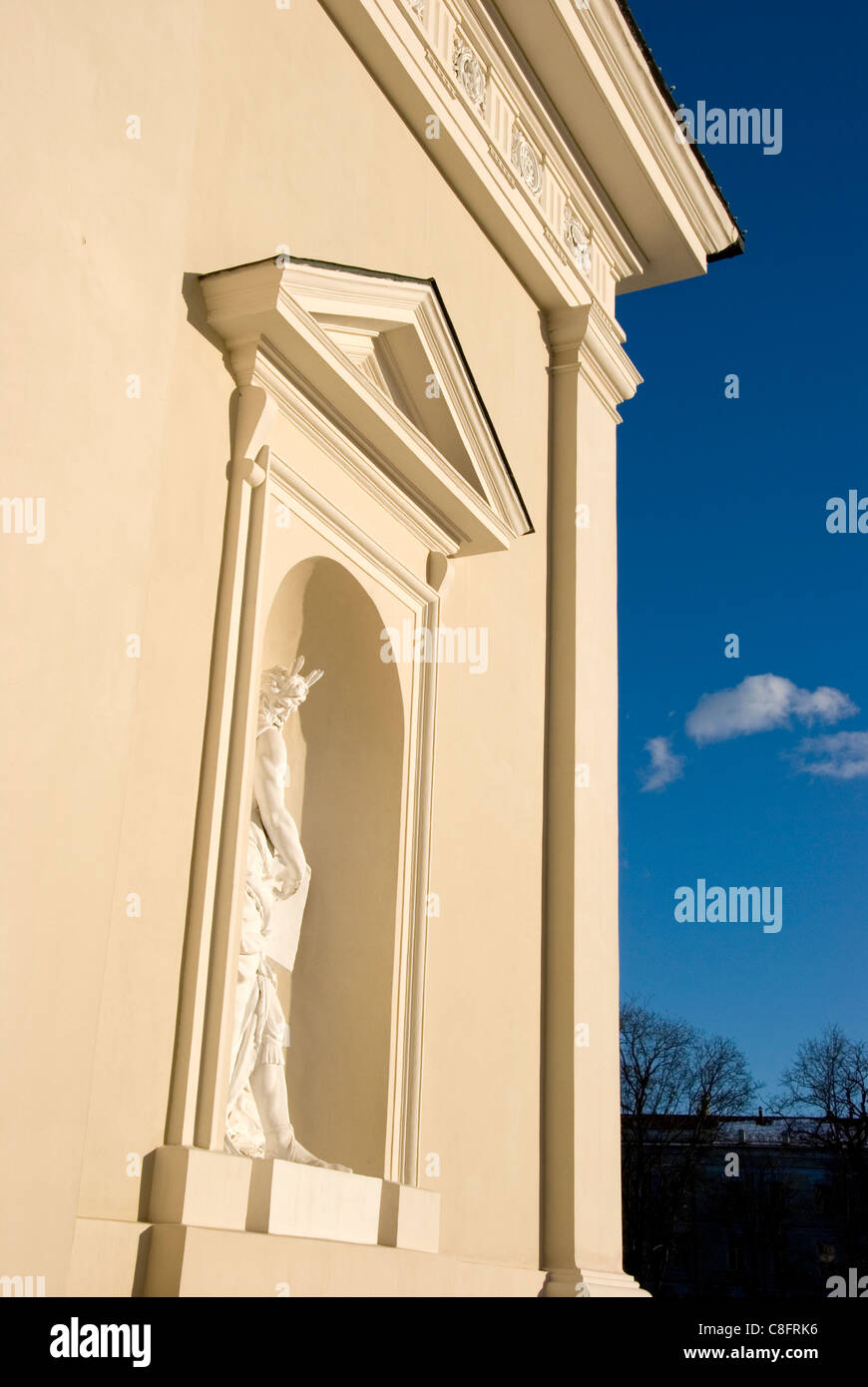 Statue of saint in Cathedral niche. Architecture solution Stock Photo ...