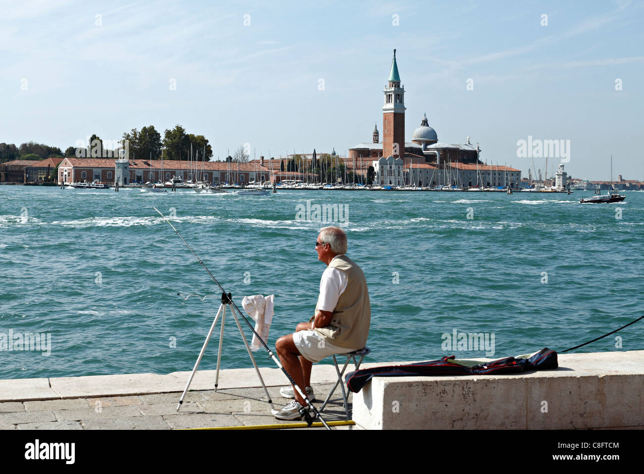 Venice lagoon fishing hi-res stock photography and images - Alamy