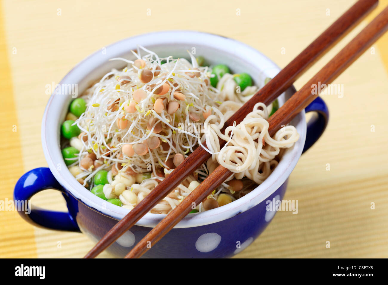Sprouts and noodles hi-res stock photography and images - Alamy
