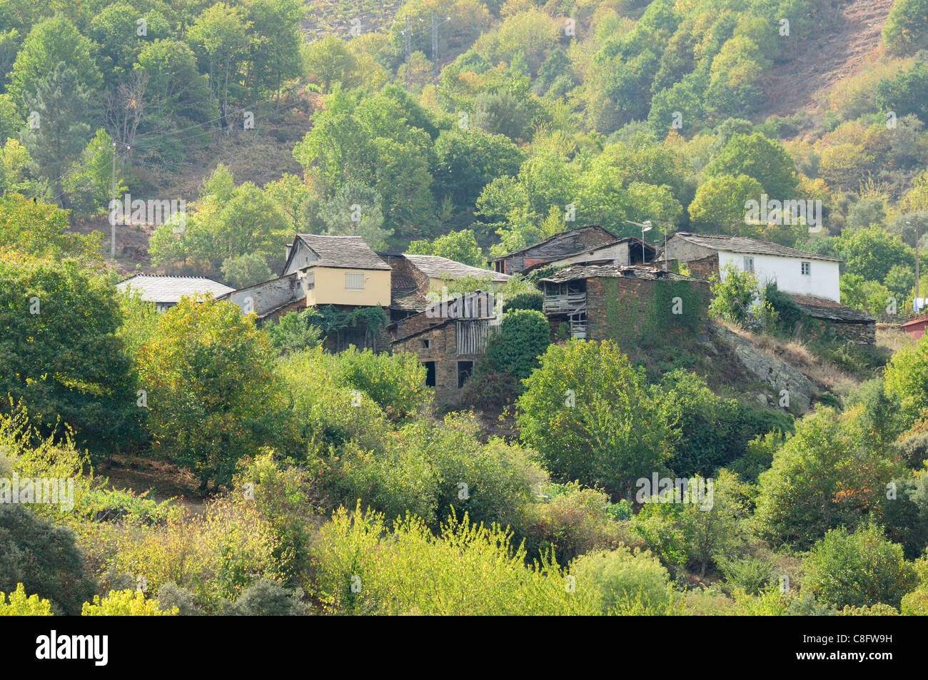 The small village of Castro de Abaixo, Quiroga, Lugo, Galicia, Spain ...