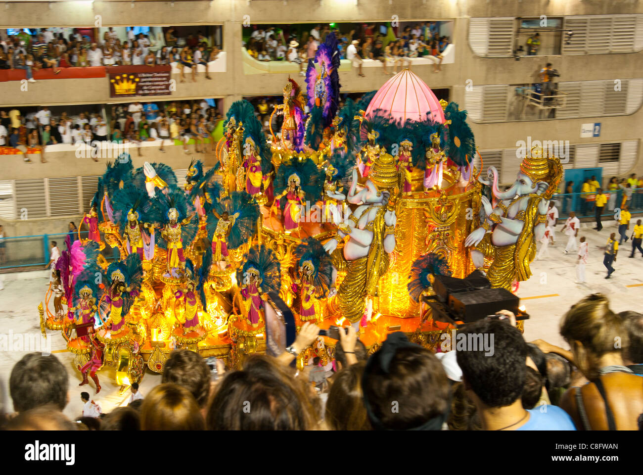 Rio carnival dancers hi-res stock photography and images - Alamy