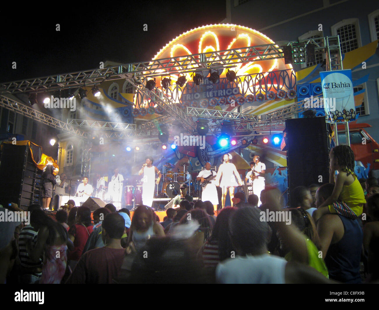 Carnival crowd gathers before big band on platform, Pelourinho ...