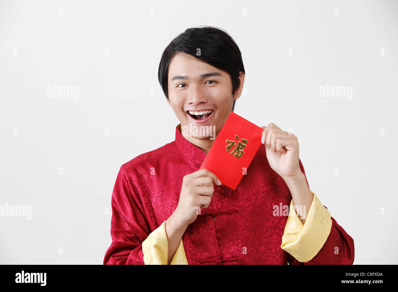 Ang pao red envelope hi-res stock photography and images - Alamy