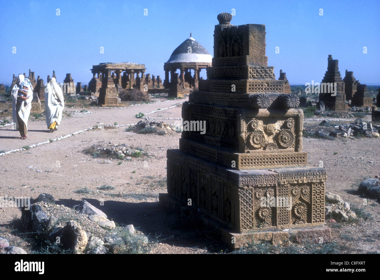 Chaukhandi necropolis hi-res stock photography and images - Alamy