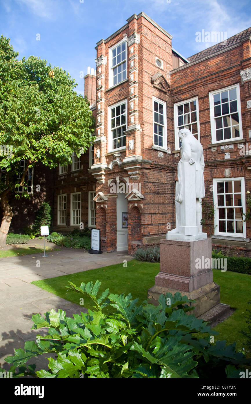 William Wilberforce house museum, Hull, Yorkshire, England Stock Photo ...
