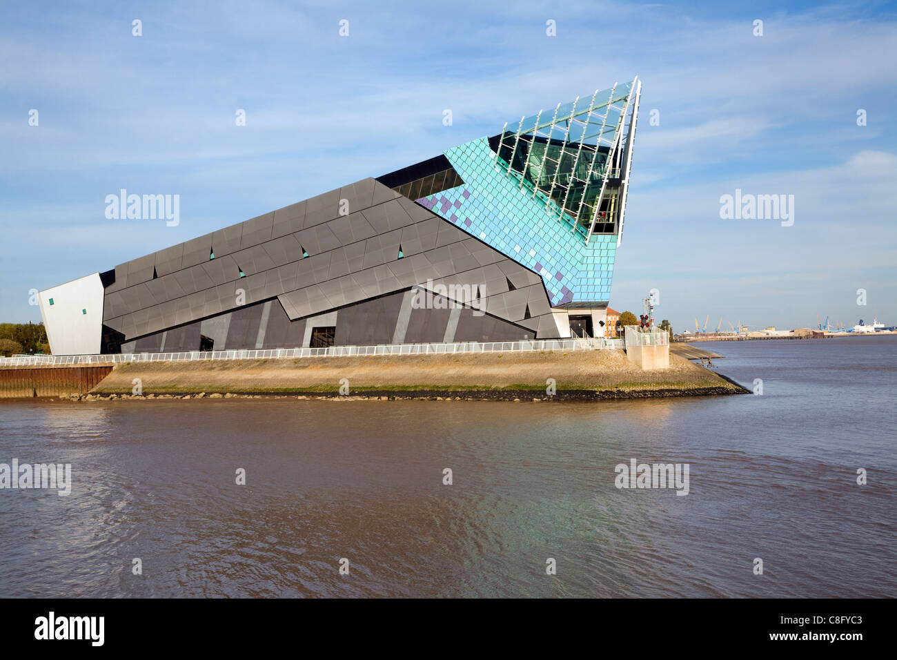 Hull deep aquarium hi-res stock photography and images - Alamy