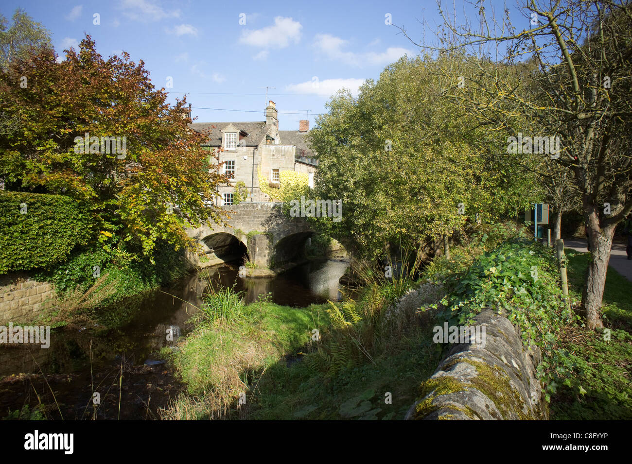 Baslow Village High Resolution Stock Photography and Images - Alamy