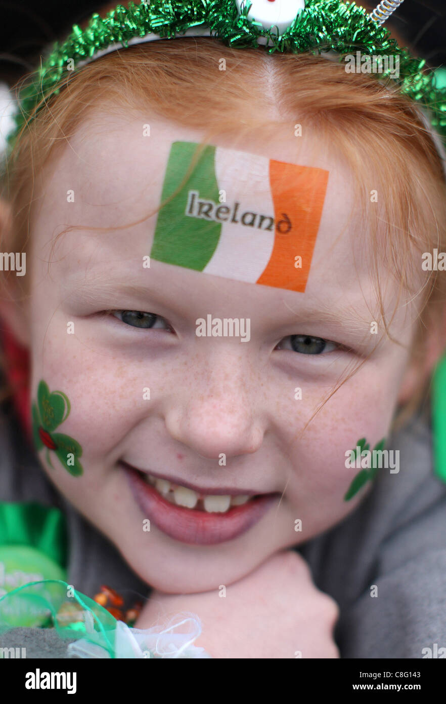 Children in ireland hi-res stock photography and images - Alamy