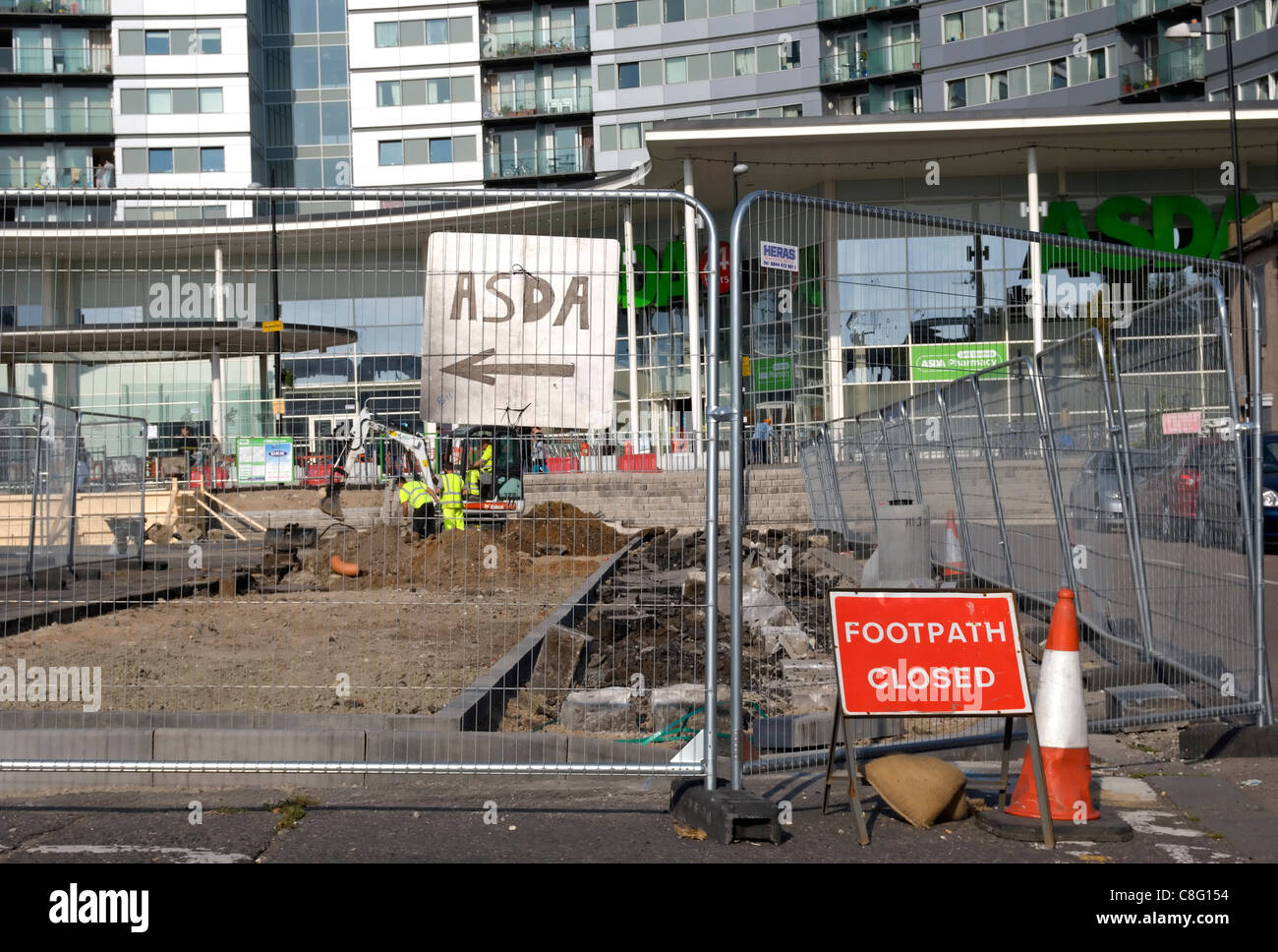 Asda sign hi-res stock photography and images - Alamy