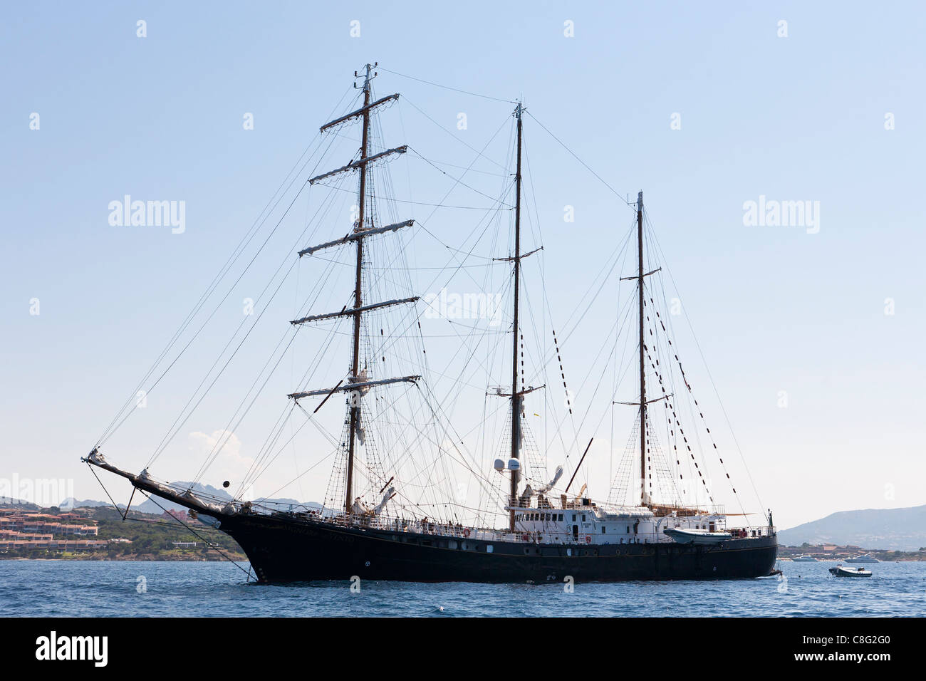 Sardinia boat tourism hi-res stock photography and images - Alamy