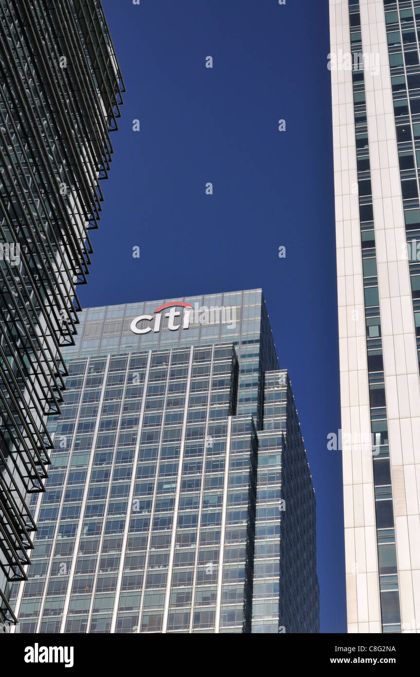 25 canada square hi-res stock photography and images - Alamy
