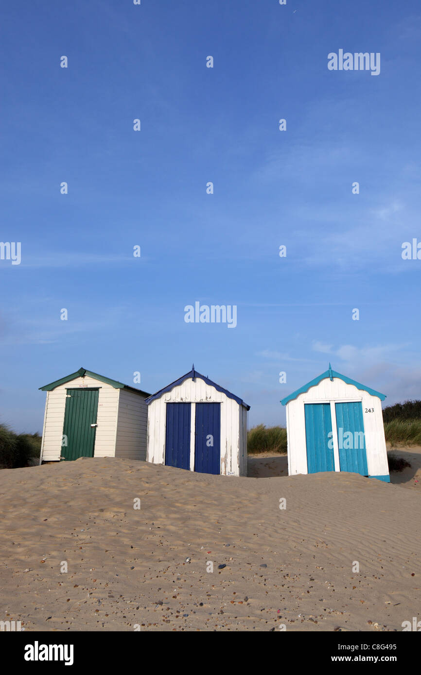 Beach bathing huts hi-res stock photography and images - Alamy