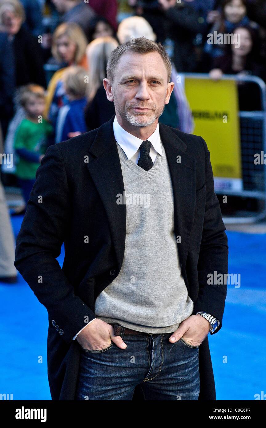 Actor Daniel Craig attends the UK Premiere of TINTIN at The Odeon West ...