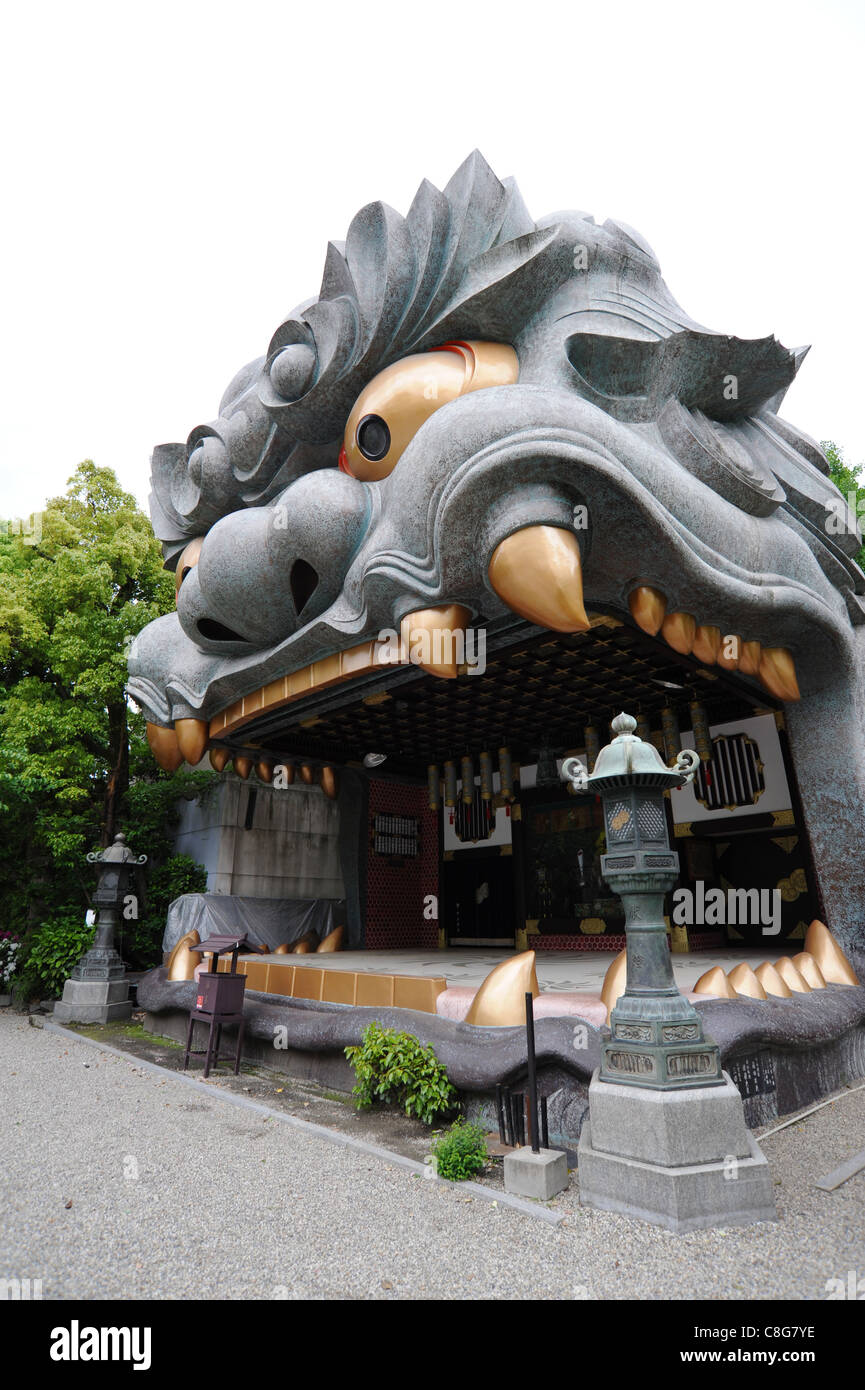 Japanese religious symbolism hi-res stock photography and images - Alamy