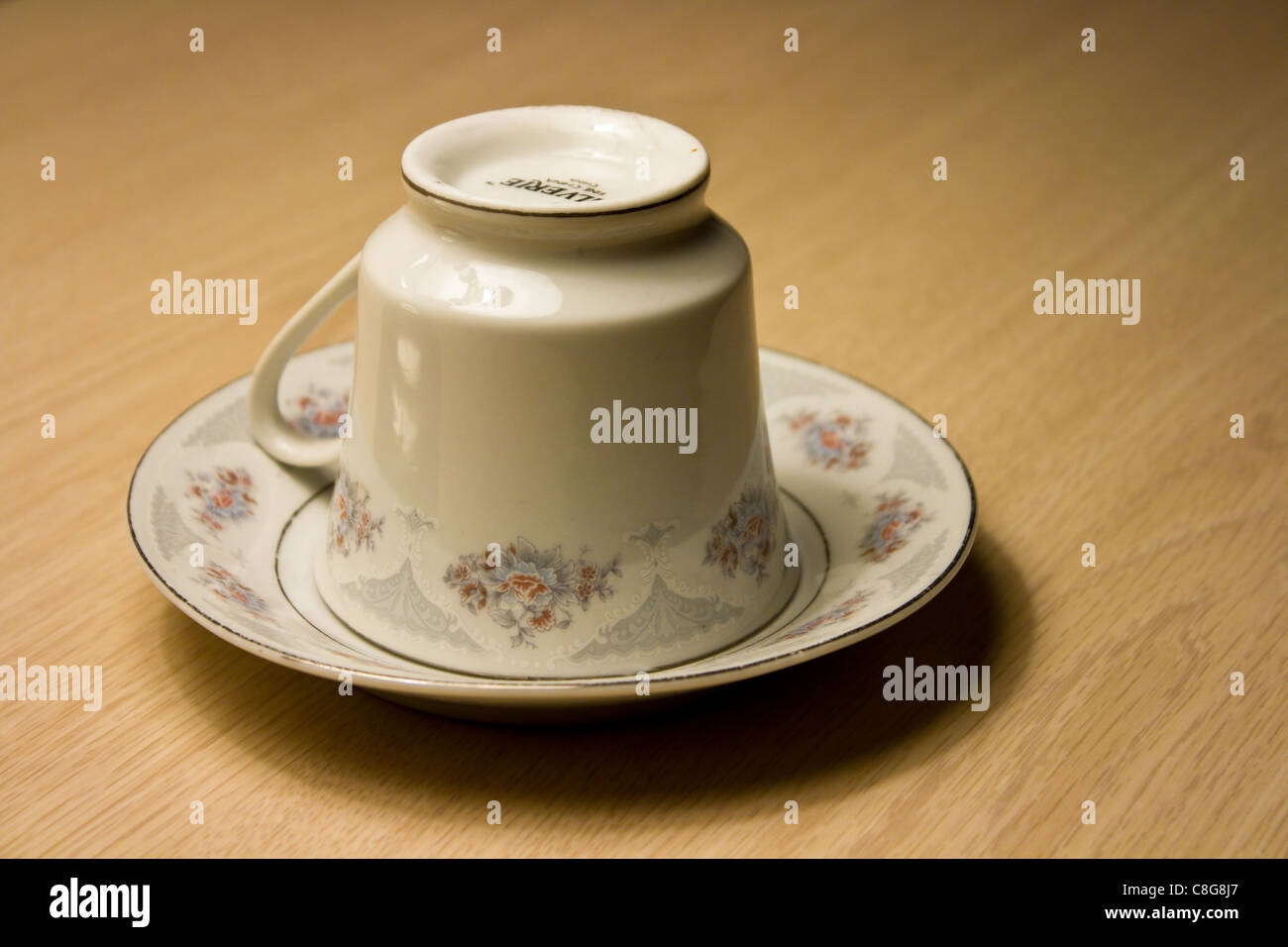 tea cup table Stock Photo - Alamy