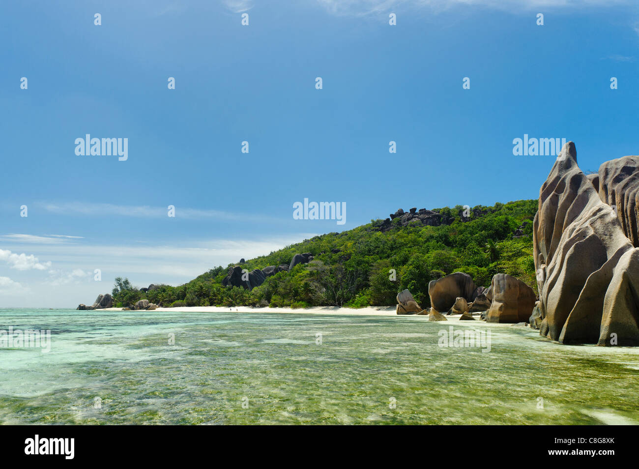 magnificent boulder-strewn tropical beach, La Digue island, Seychelles ...