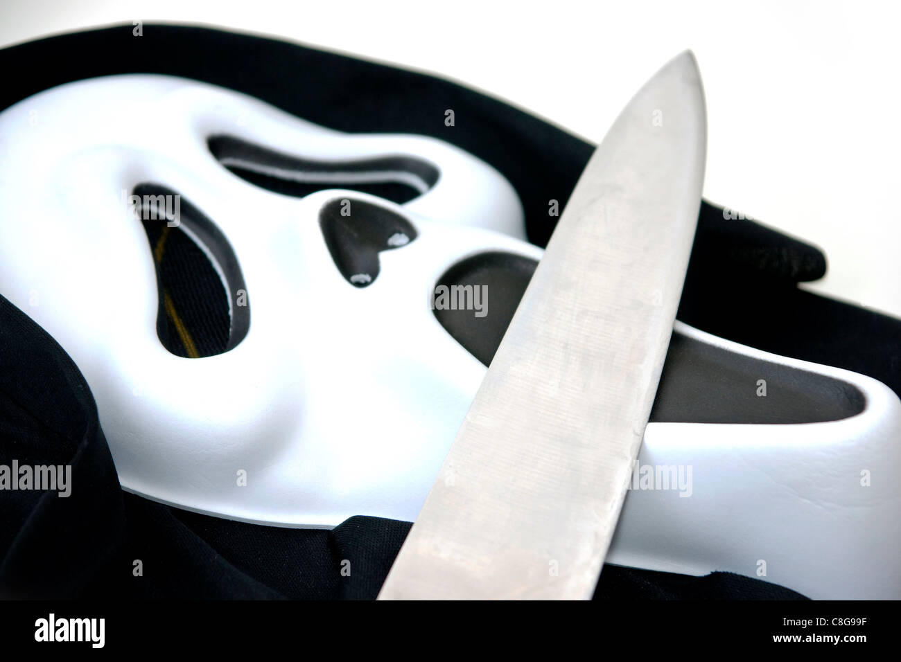 Ghost mask scream hi-res stock photography and images - Alamy