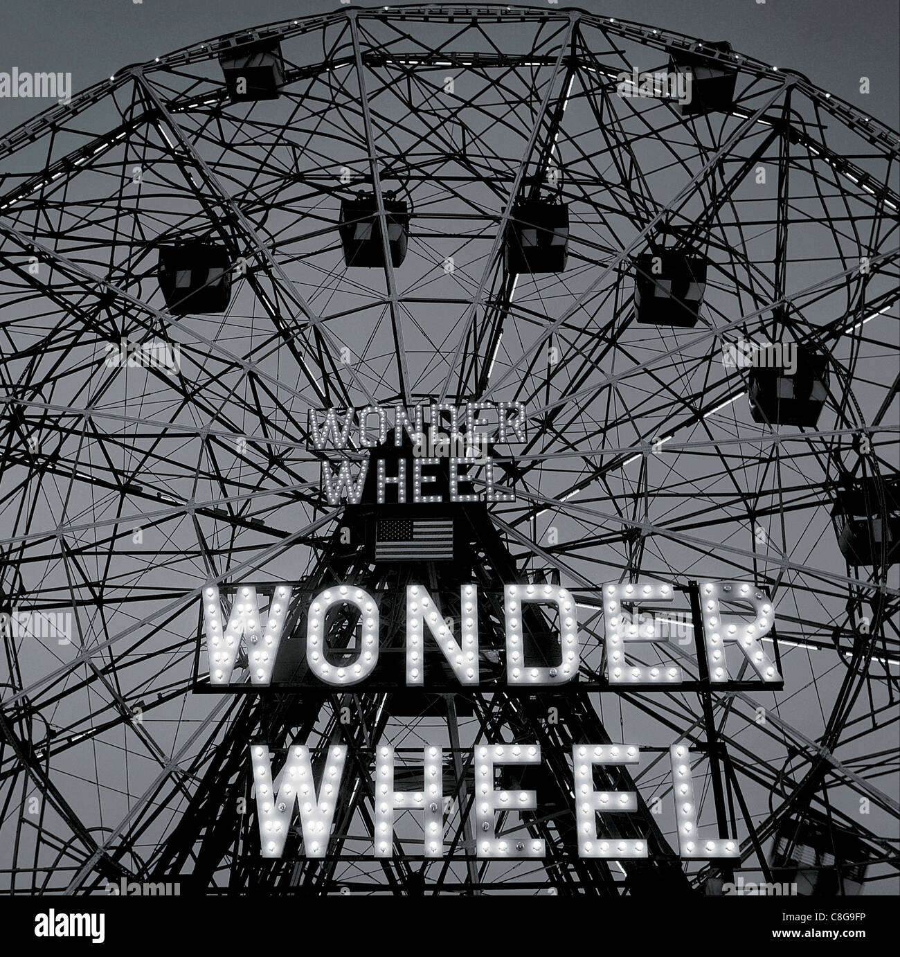 Fairground wheel hi-res stock photography and images - Alamy