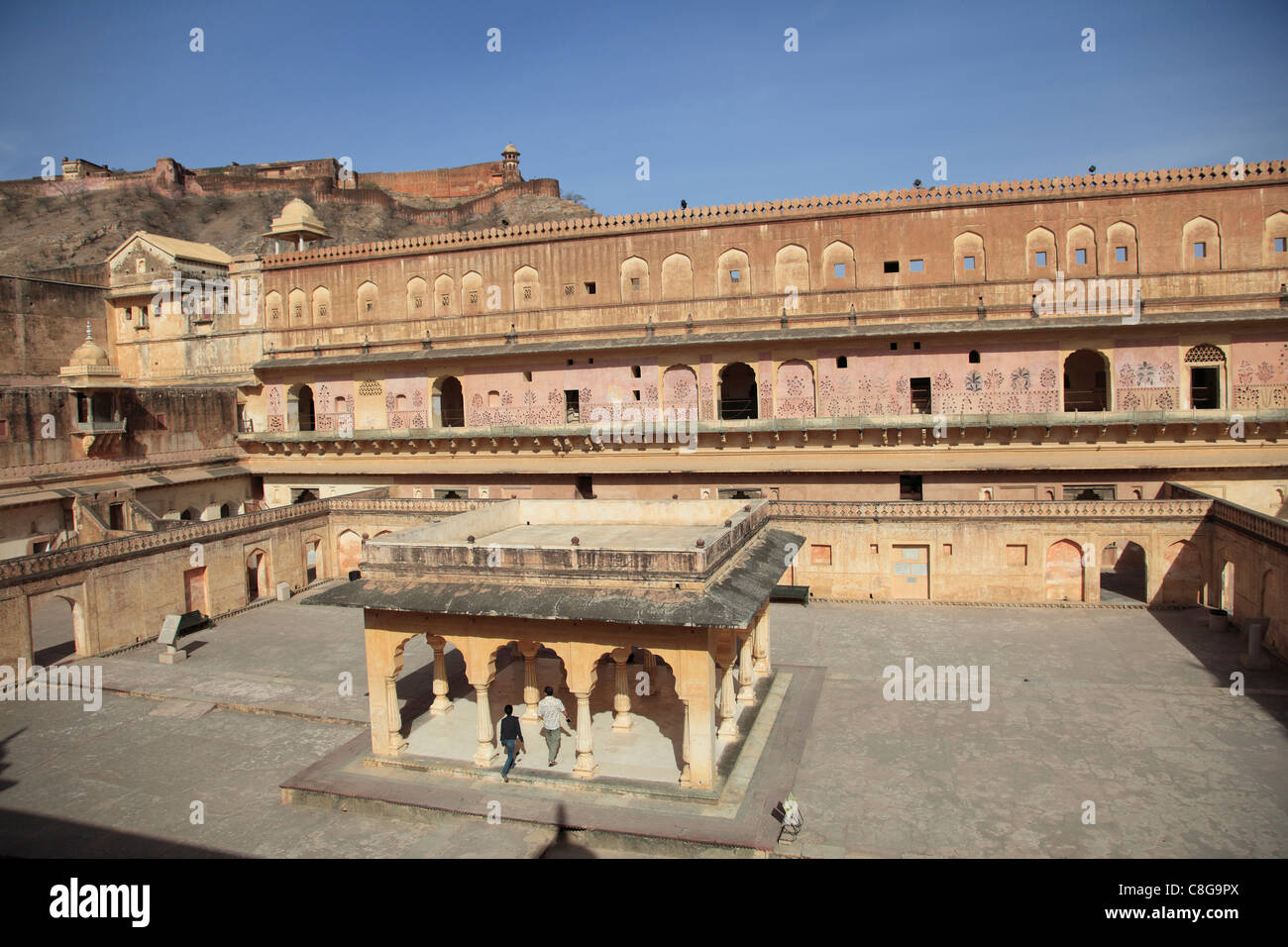 Queen's Courtyard, Amber Fort Palace, Jaipur, Rajasthan, India Stock ...