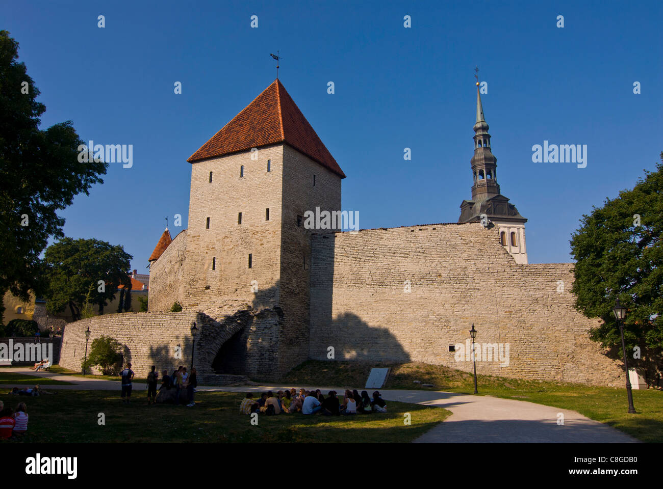 The old city walls of the Old Town of Tallinn, UNESCO World Heritage ...