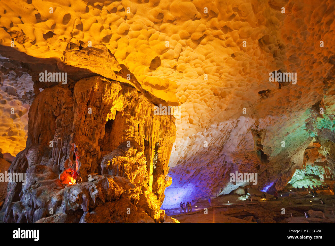 Asia, Vietnam, Halong Bay, Halong, Sung Sot Cave, Surprise Cave, Cave, Caves, Stalaktite ...