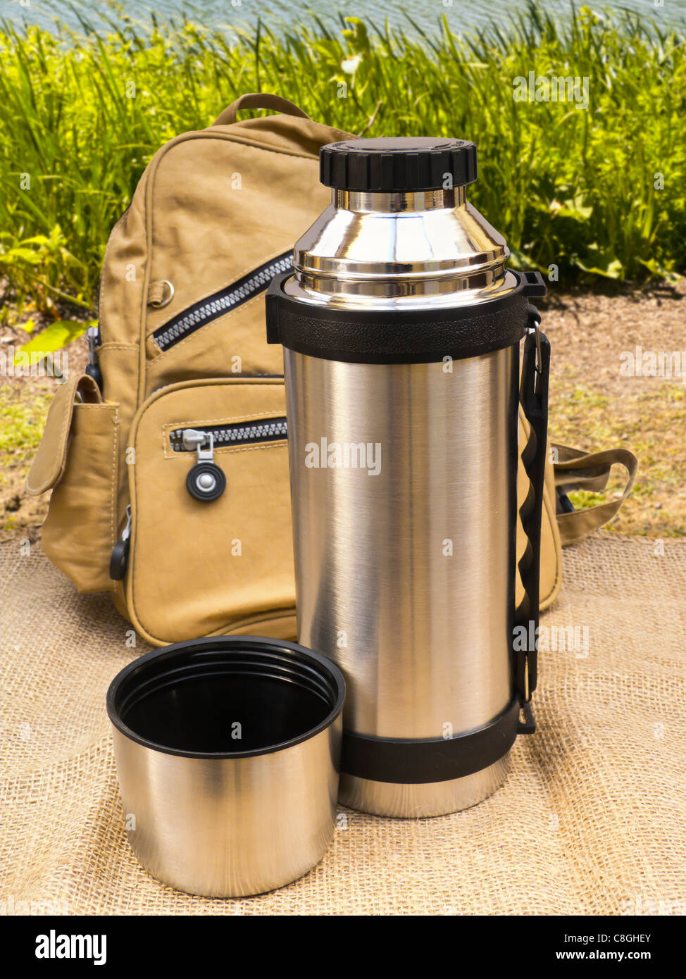 Thermos flask hi-res stock photography and images - Alamy