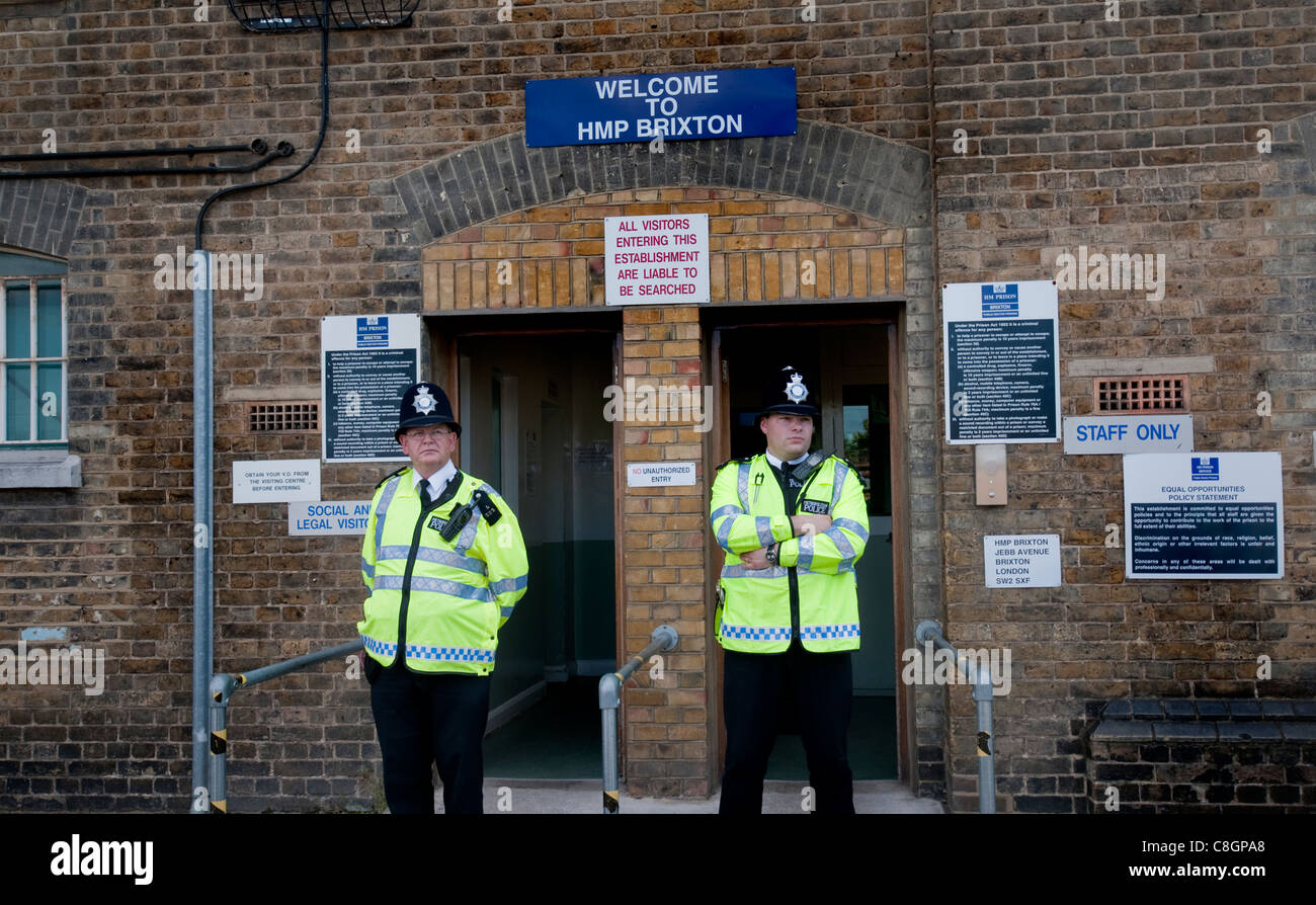 The entrance to brixton prison hi-res stock photography and images - Alamy