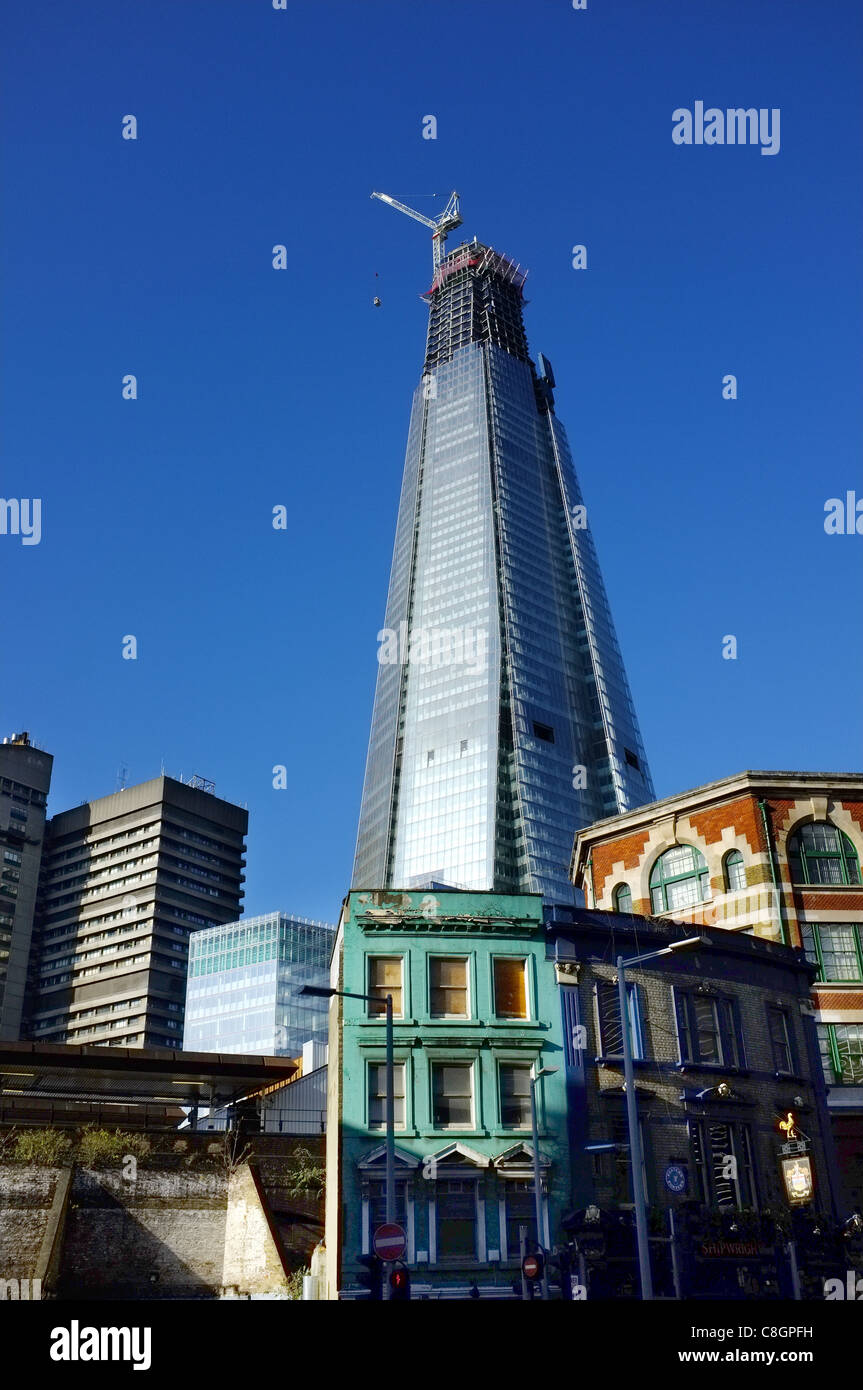 The Shard building under construction Stock Photo - Alamy