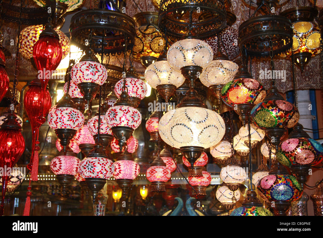 Istanbul, Turkey, big, great, bazaar, Kapali Carsi, market, lamps ...