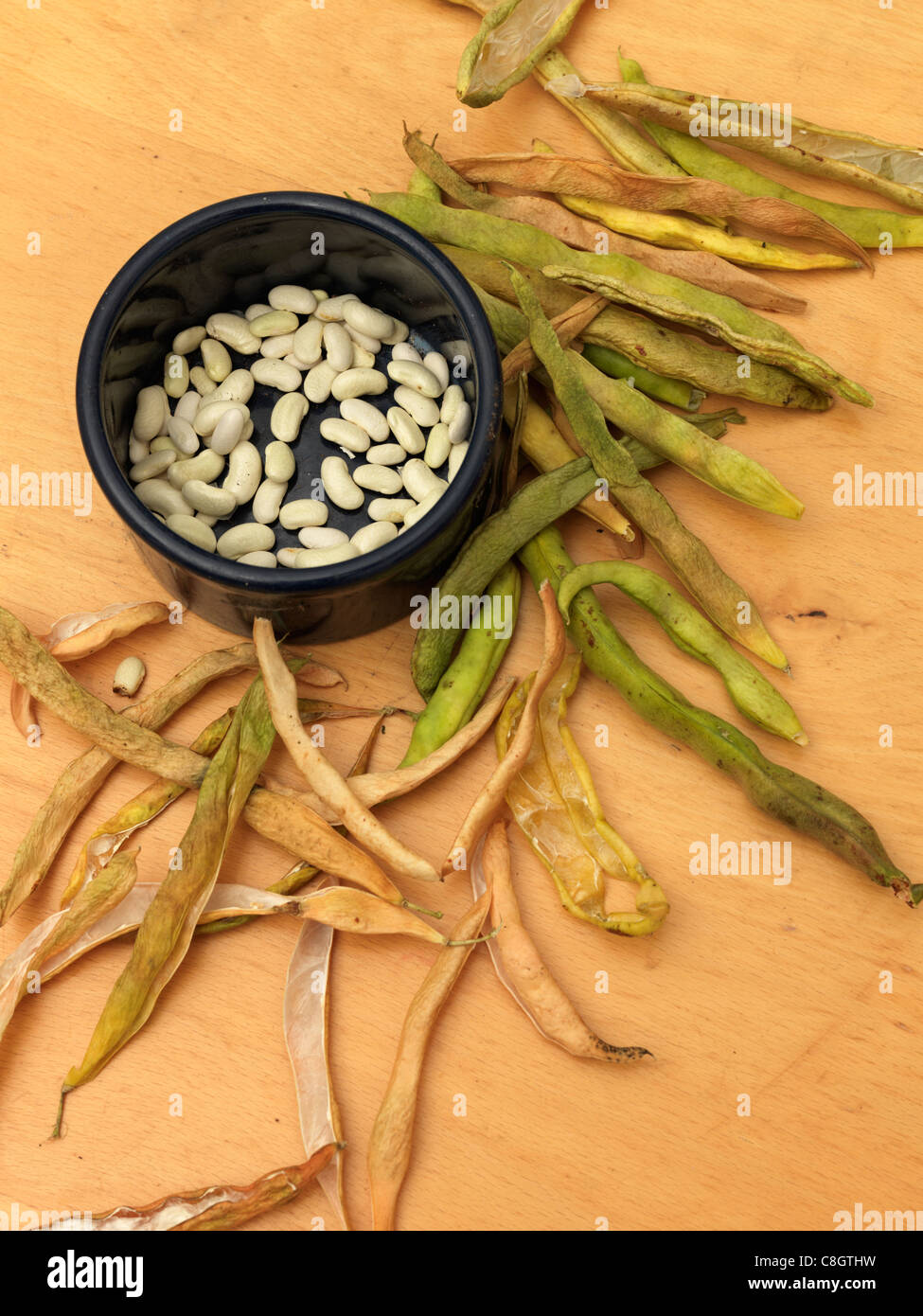 Haricot beans hi-res stock photography and images - Alamy
