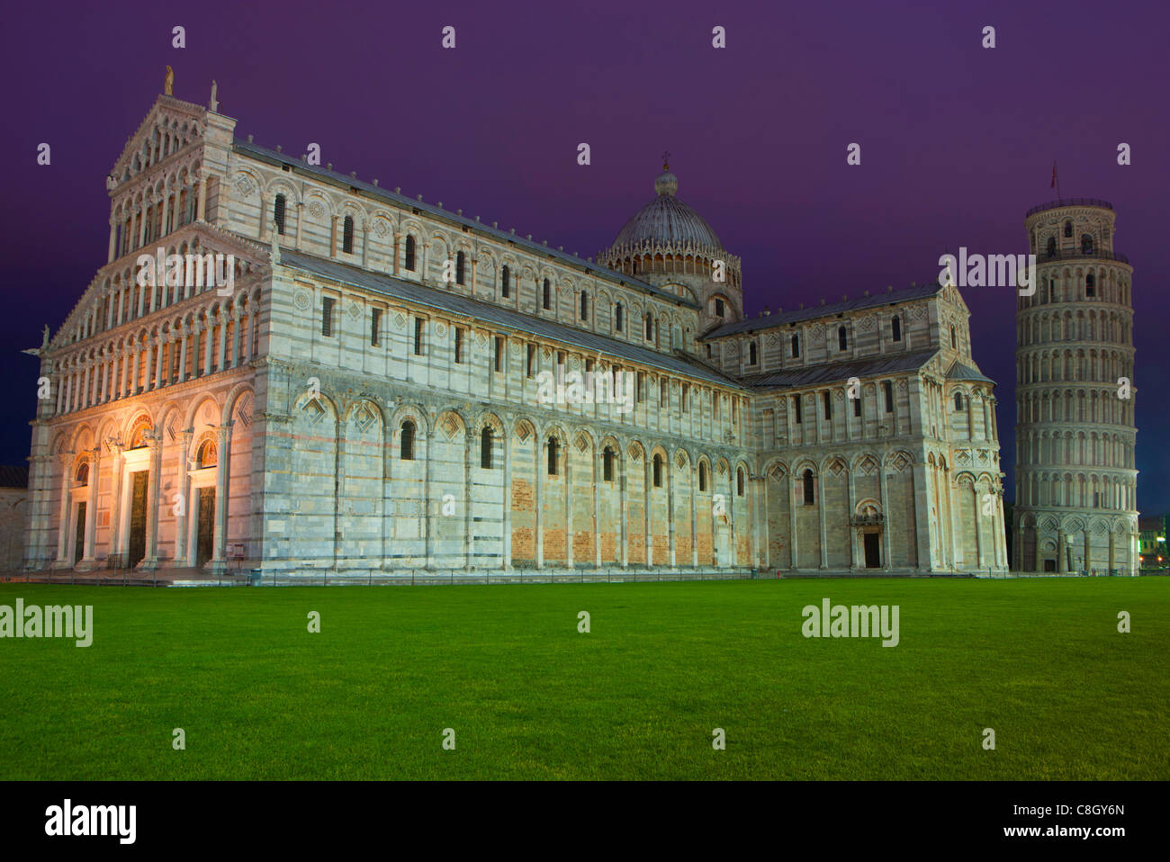 Pisa cathedral hi-res stock photography and images - Alamy