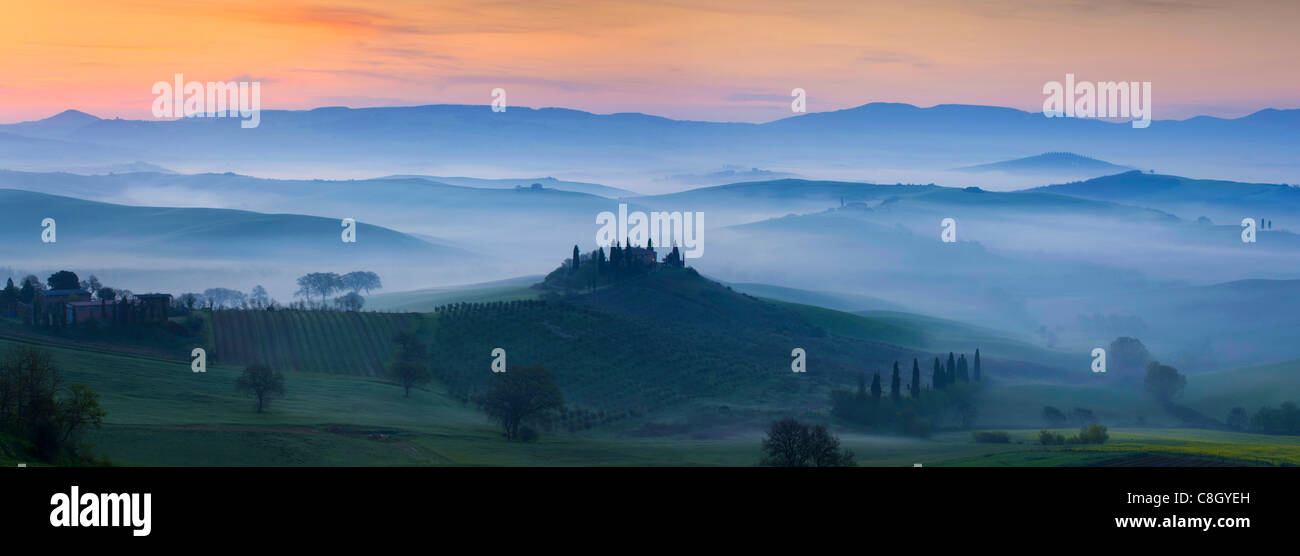 San Quirico d'Orcia, Italy, Europe, Tuscany, crest, ridge, horizon ...
