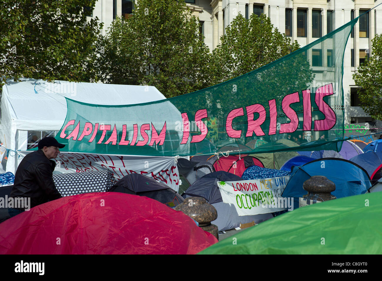 Placards banners posters anti capitalist hi-res stock photography and ...