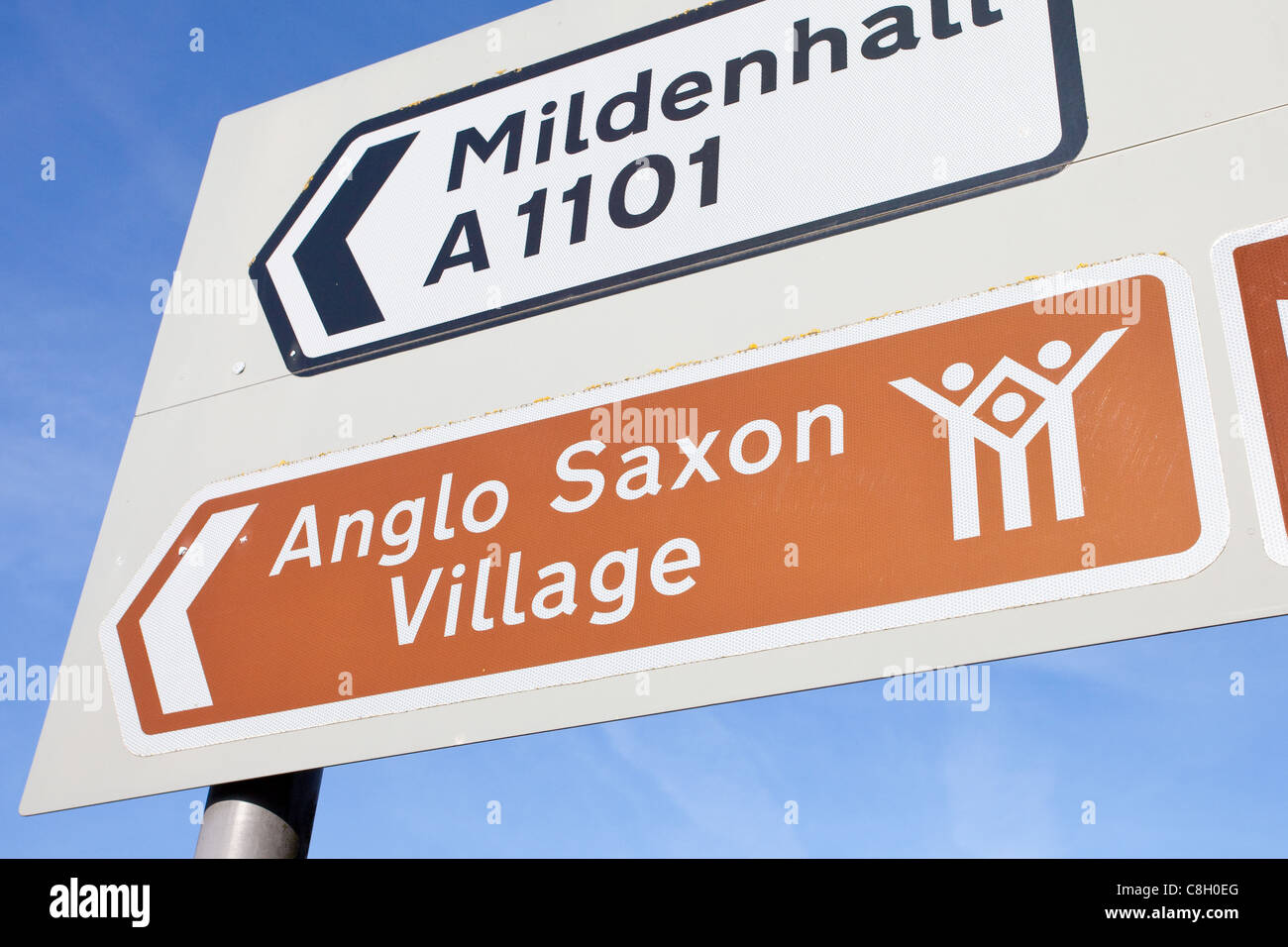 Anglo saxon village hi-res stock photography and images - Alamy