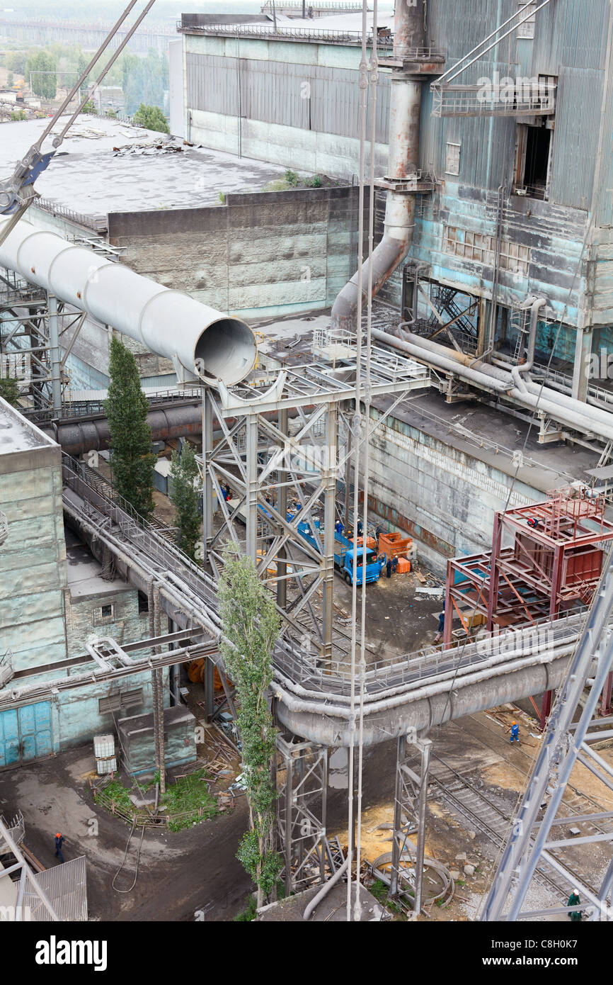 Above ground installation hi-res stock photography and images - Alamy