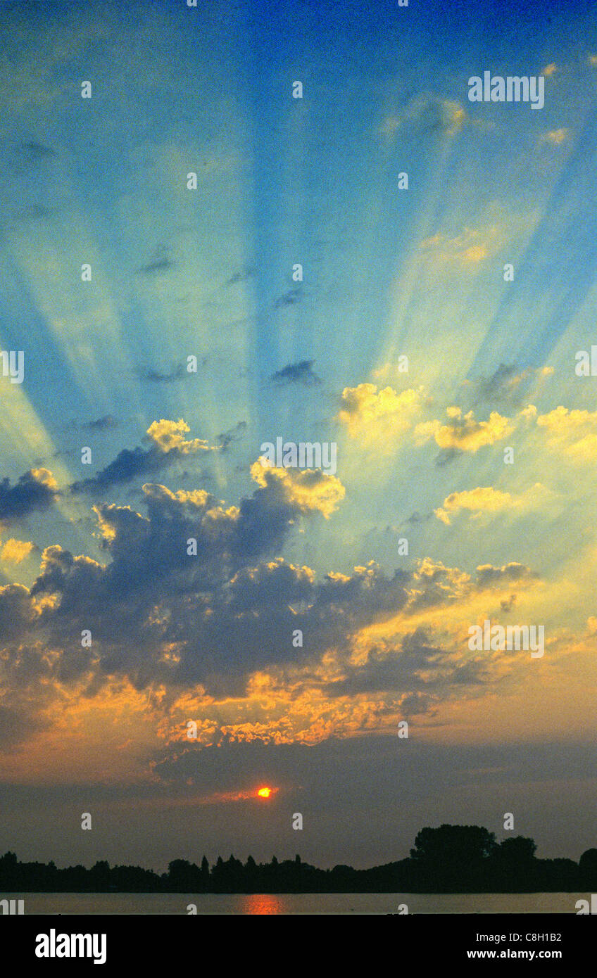 Netherlands, Holland, Europe, Friesland, sky, sunset, sun, clouds Stock ...