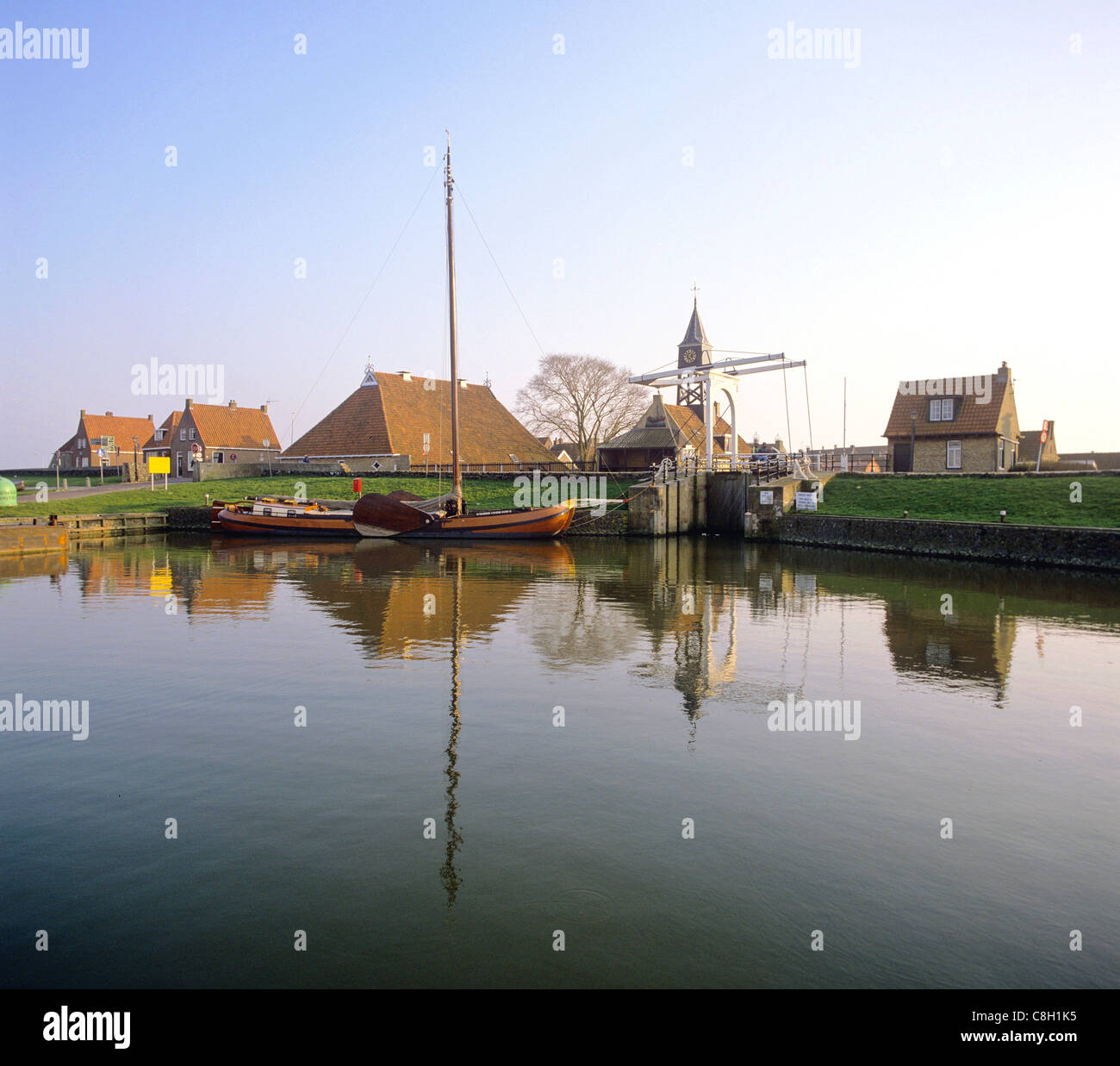 Netherlands, Holland, Europe, Friesland, Hindeloopen, lock, bridge ...