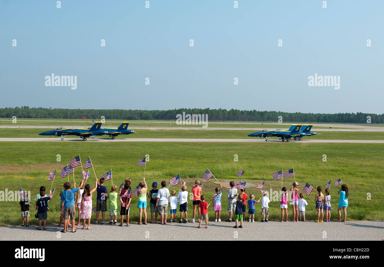 Blue angels american flags hi-res stock photography and images - Alamy