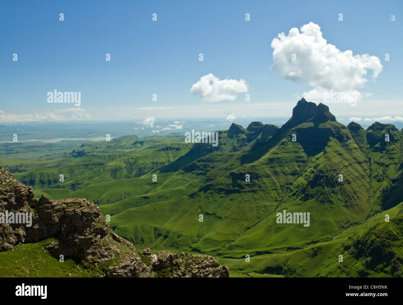 View of Cathedral Peak from top of drakensberg mountains Stock Photo ...
